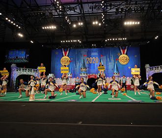 High School & College Game Day | Universal Cheerleaders Association