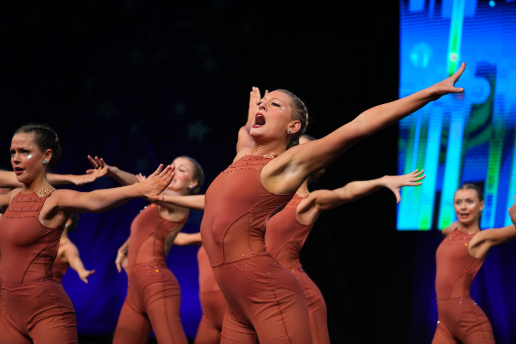 Digital Dance Critique - UDA