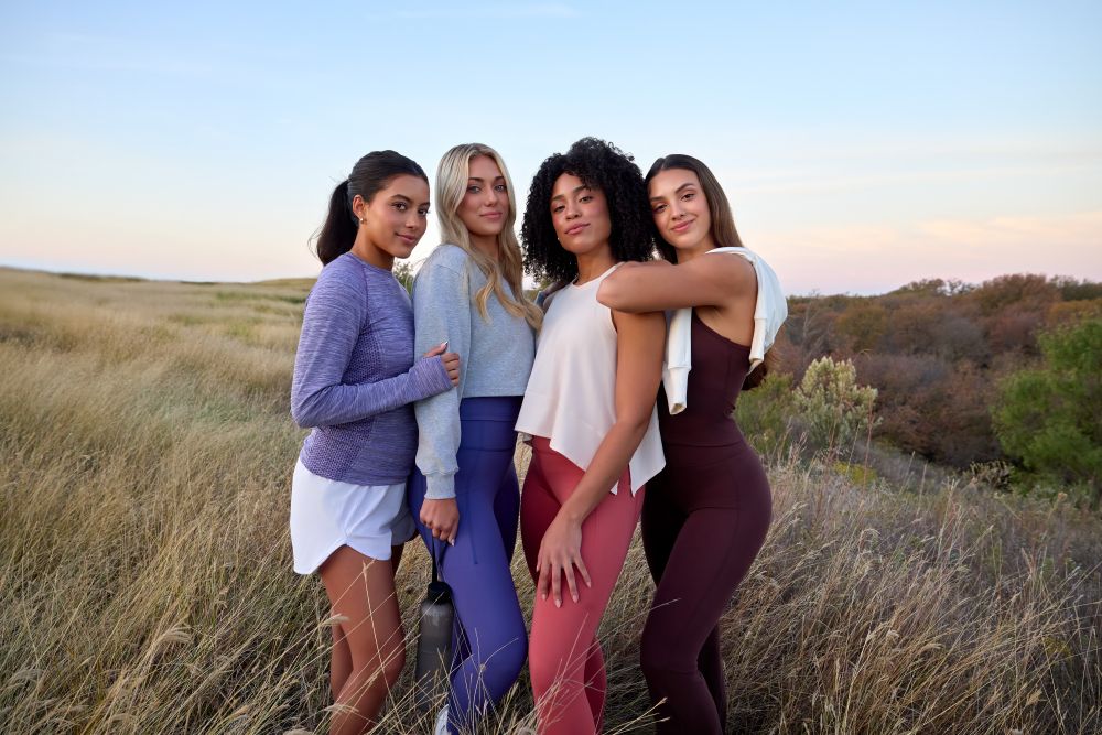 VARSITY SPIRIT UNVEILS AN EXPANSIVE NEW ACTIVEWEAR AND LIFESTYLE ...